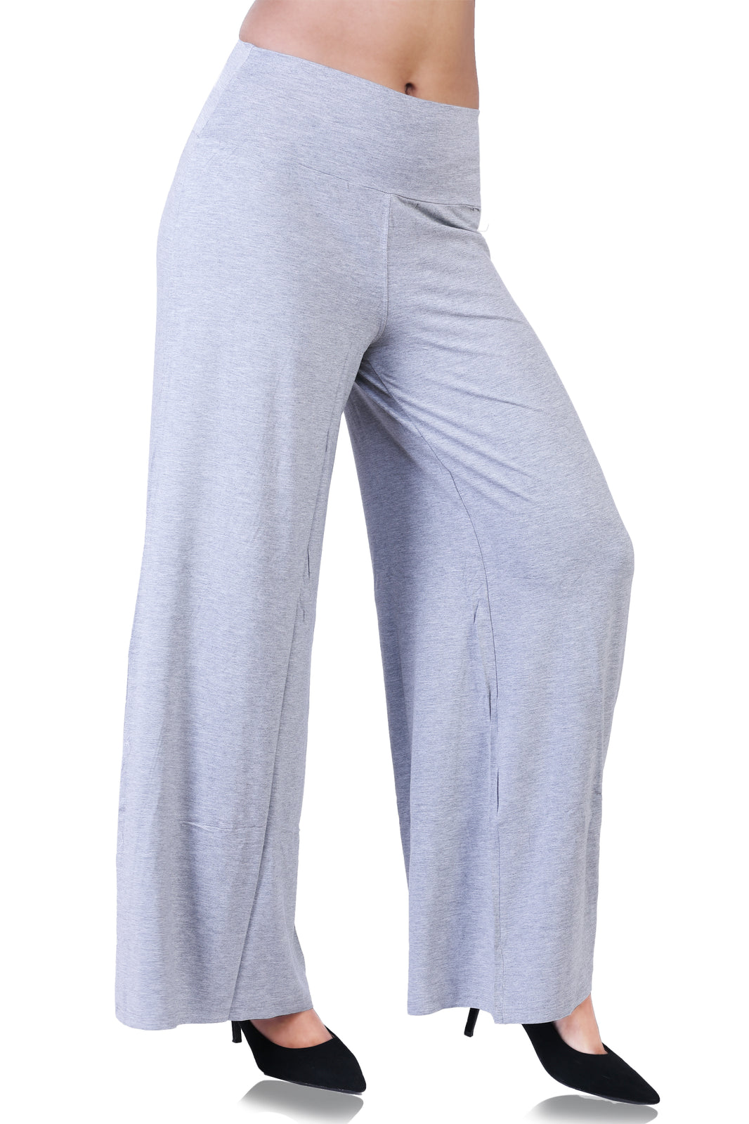 "Trendy Women's Gym Wear: T-Shirts, Sports Bras & Workout Pants ...
